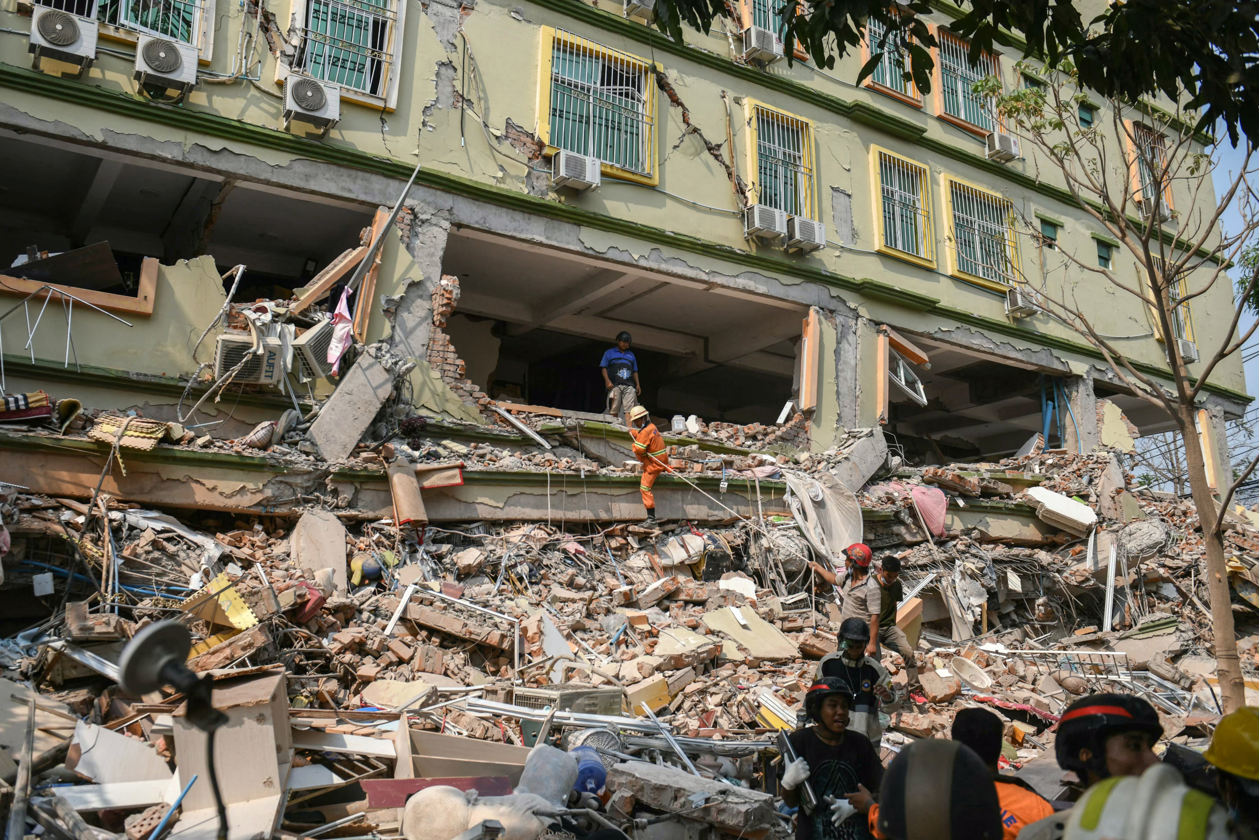 Myanmar: magnitude 7.7 earthquake strikes the country